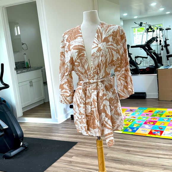 Billabong | Intimates & Sleepwear | Nwt Billabong Kimono Sleeve Short ...